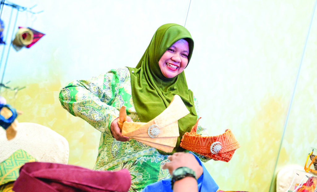 Nor Zaidah wanita OKU pengusaha tanjak berjaya - Kosmo Digital