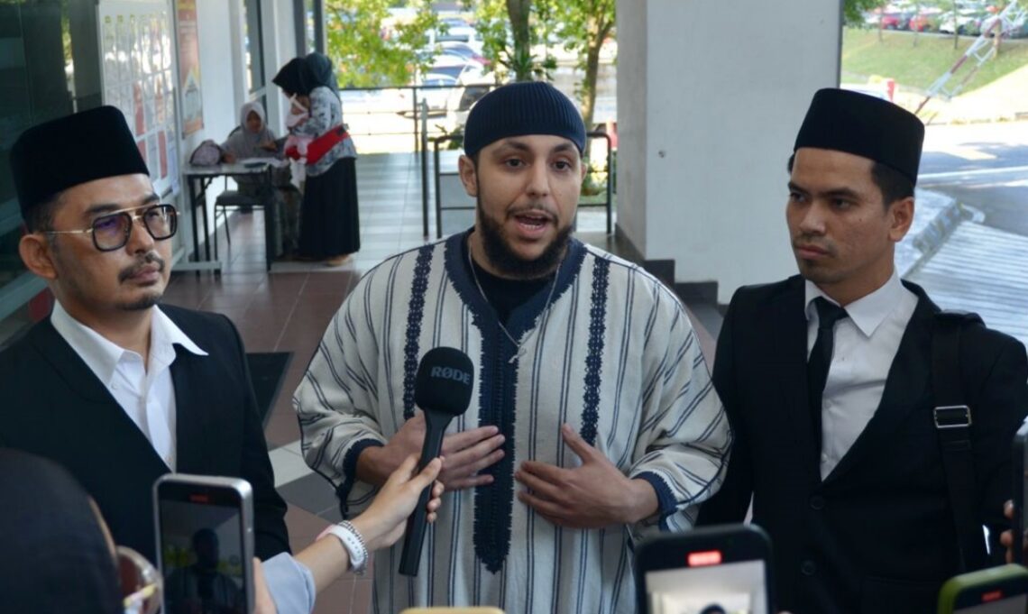 [VIDEO] Suami Mizz Nina 'tegur' Noh Salleh - Kosmo Digital