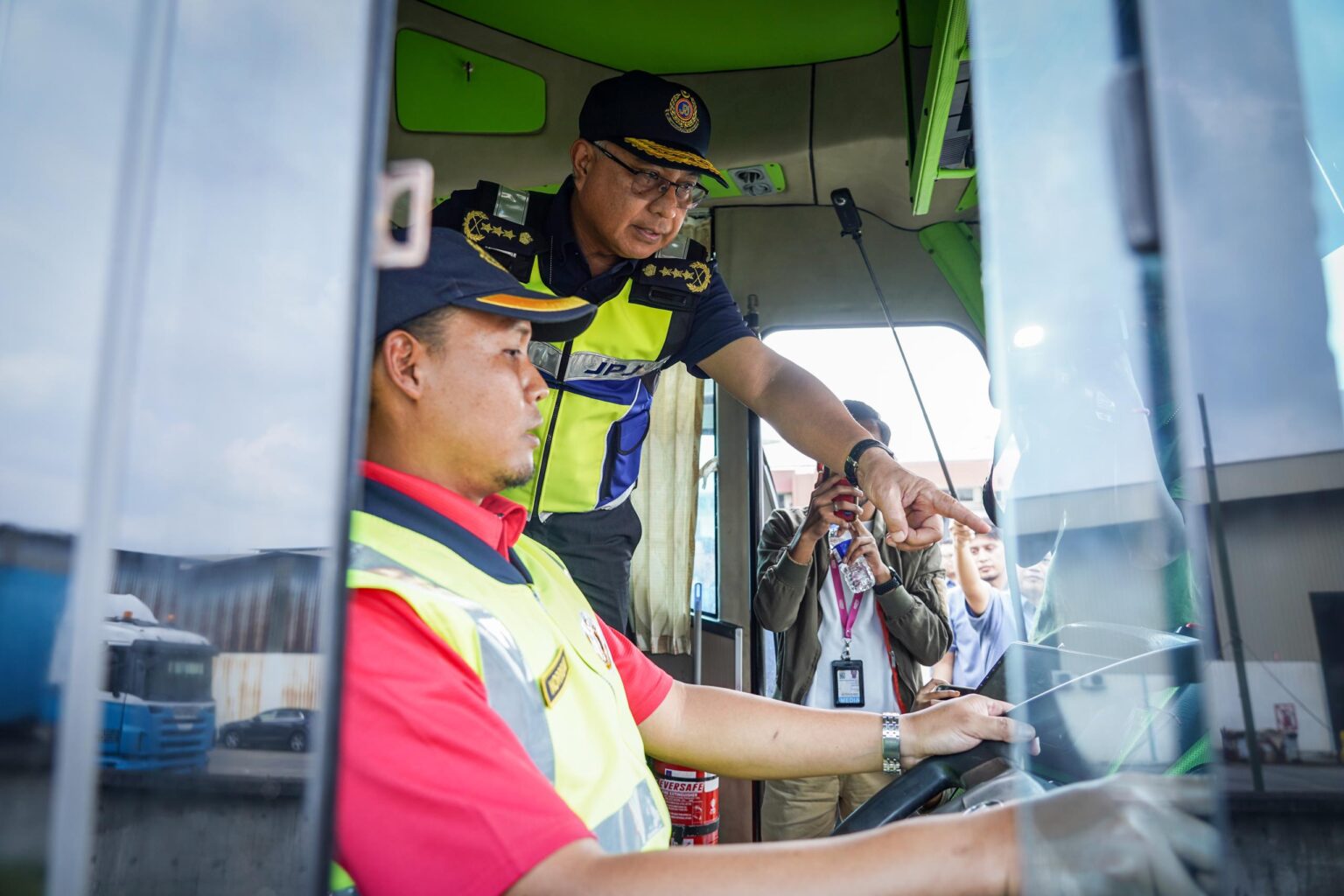 Tahun Baharu Cina: JPJ periksa 361 bas seluruh negara - Kosmo Digital