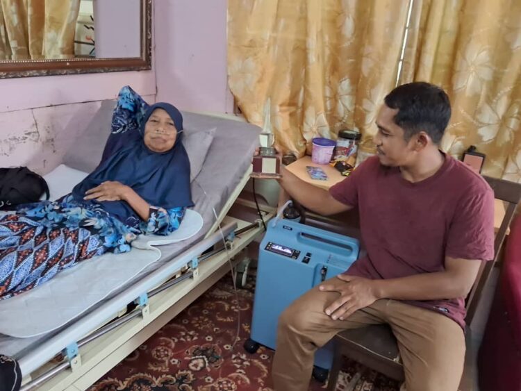 Balu Pak Jabit bergantung hidup mesin oksigen - Kosmo Digital