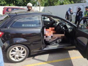 Dua ditemui maut dalam kereta berkunci - Kosmo Digital
