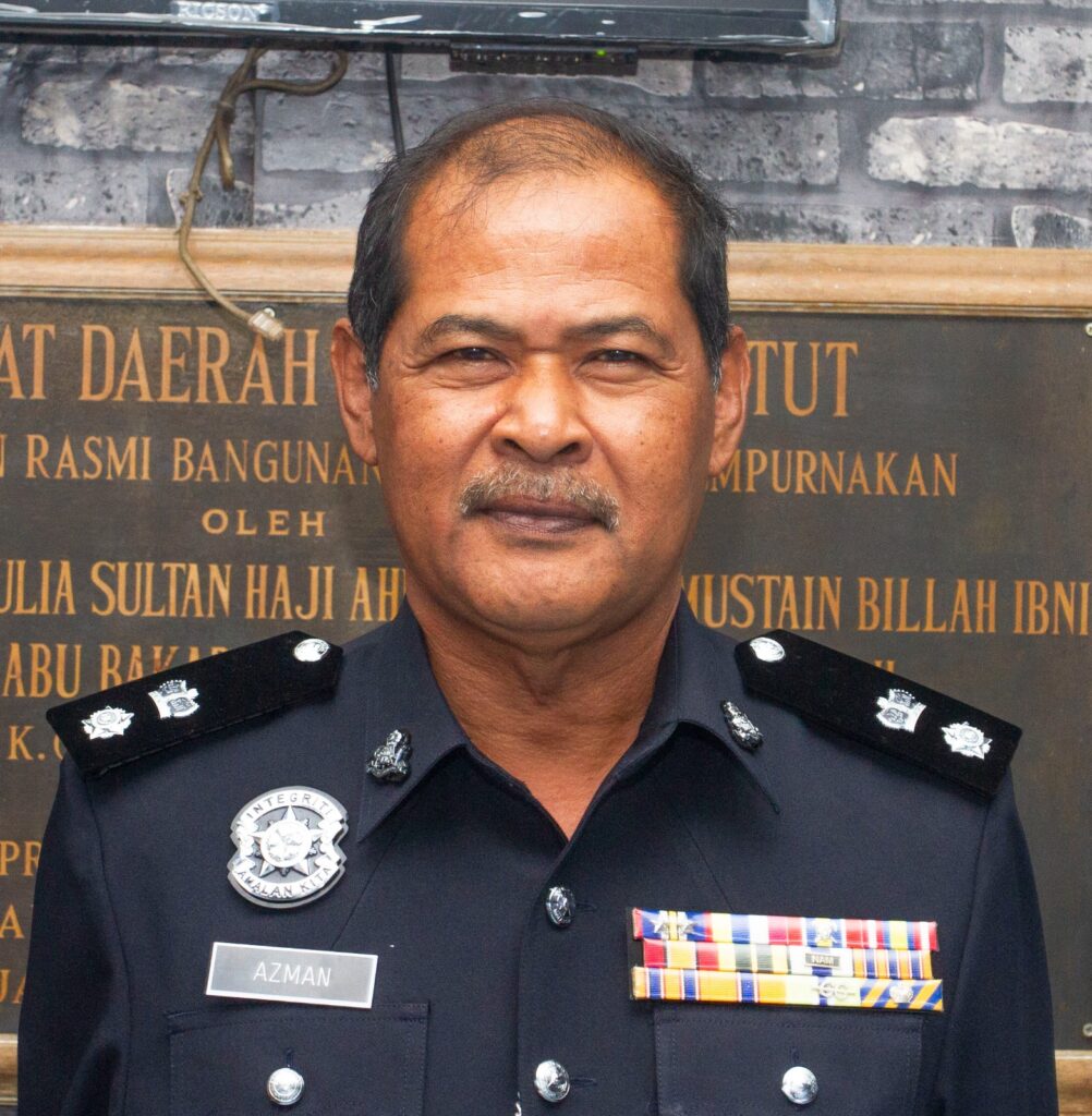 Pemandu lori balak maut digilis jentera berat - Kosmo Digital