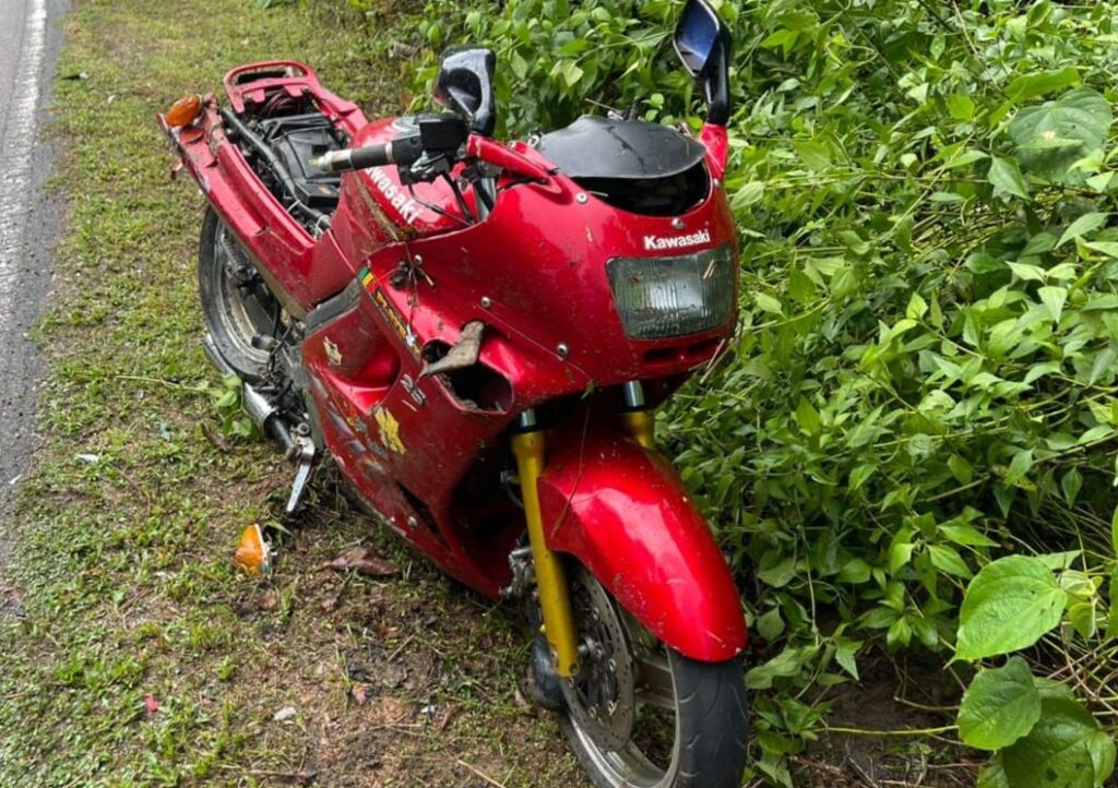 Lelaki maut, motosikal ditunggang bertembung Proton Wira - Kosmo Digital