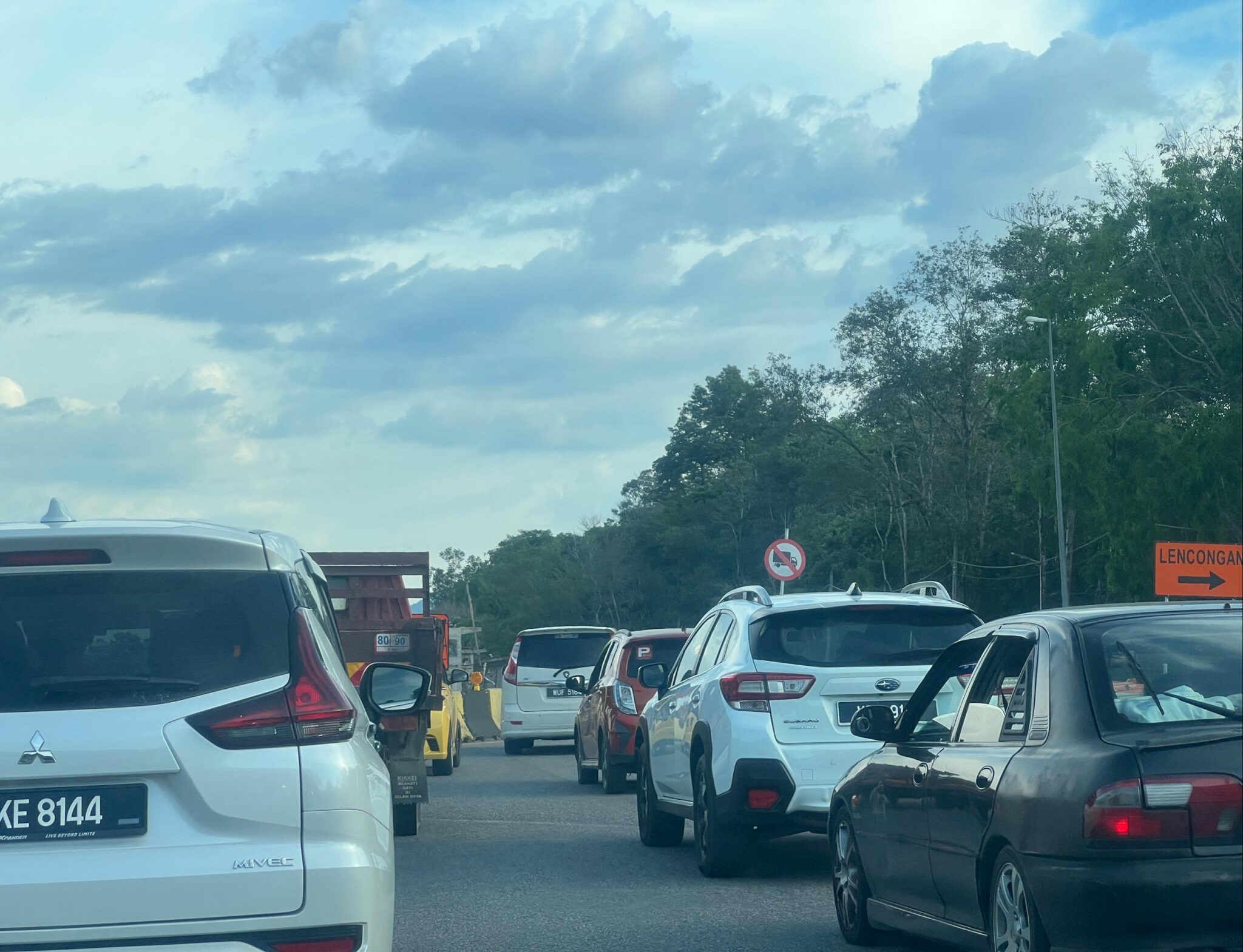 'Parok boh' sesak 6 jam dari Kota Bharu ke Gua Musang - Kosmo Digital