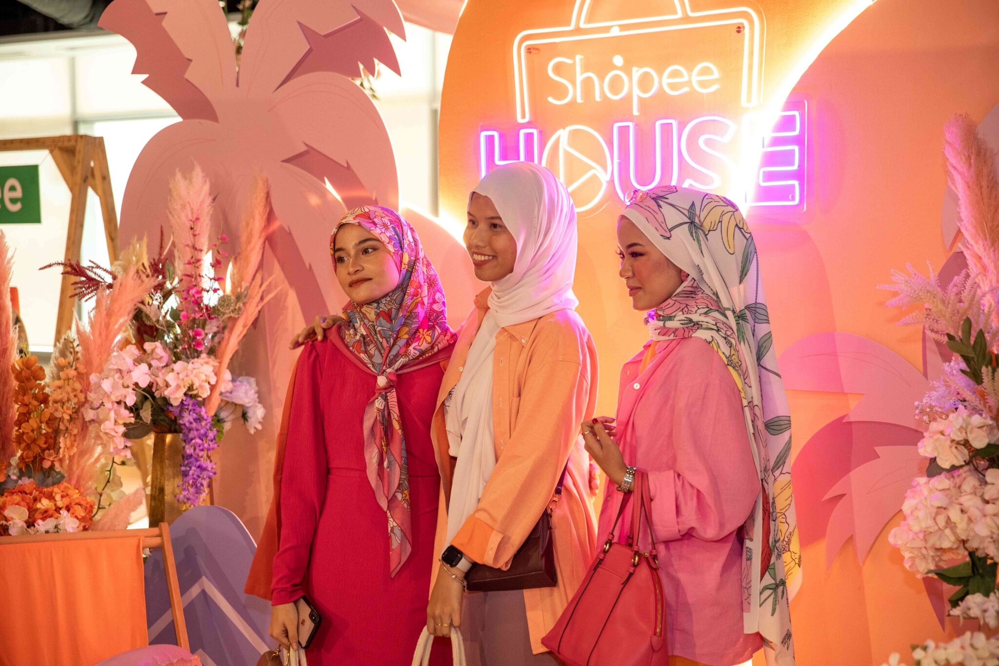 Shopee dan peniaga SME lancar #ShopeeHaul untuk perkasa wanita Malaysia ...