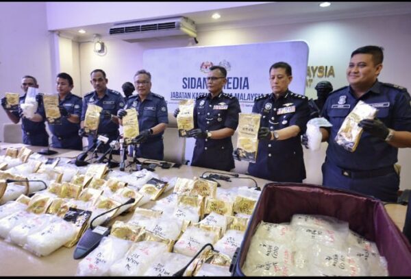 Dadah RM5 juta dalam bungkusan berlogo durian - Kosmo Digital