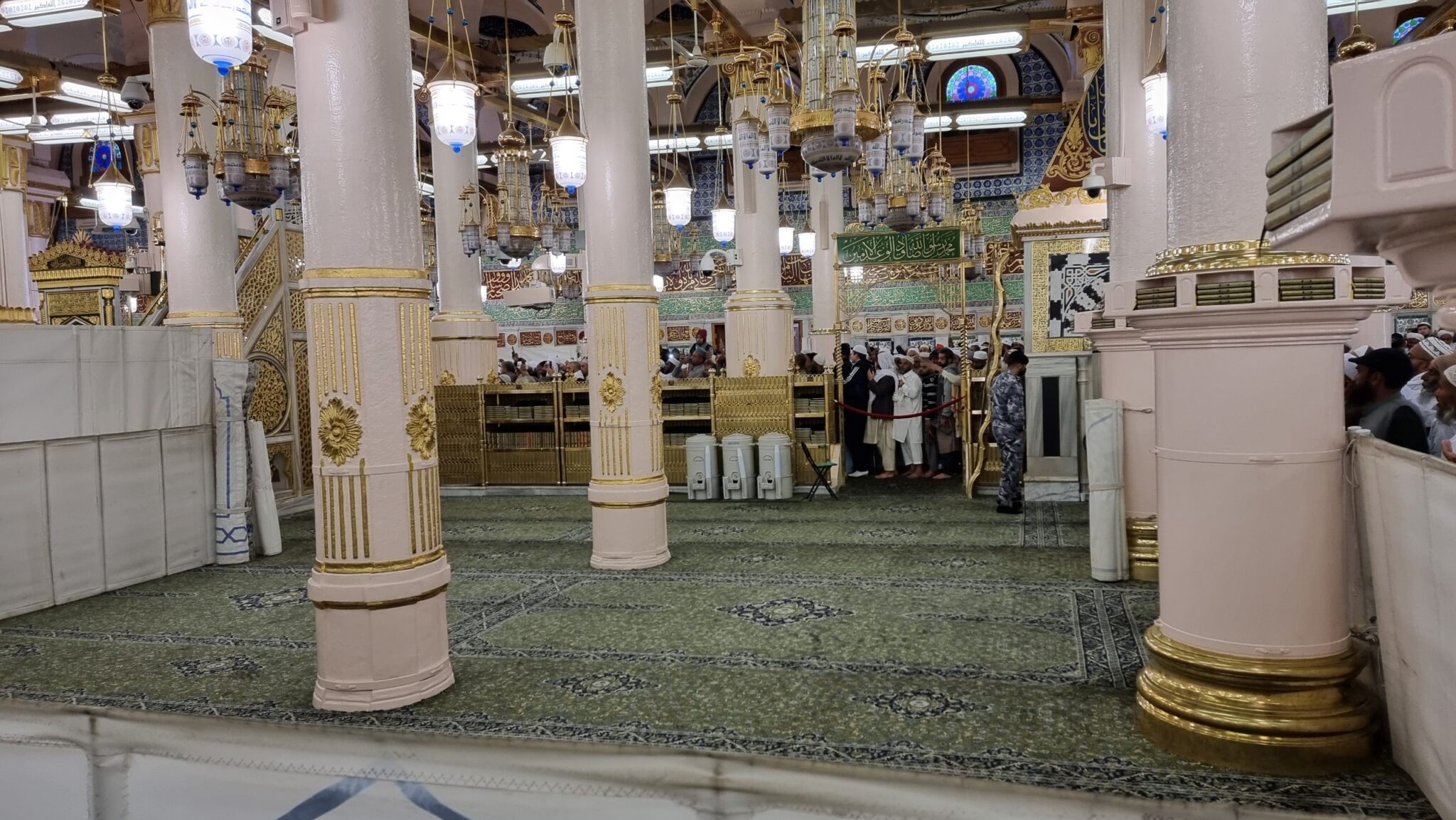 Utamakan ibadat ketika di Raudah - Kosmo Digital