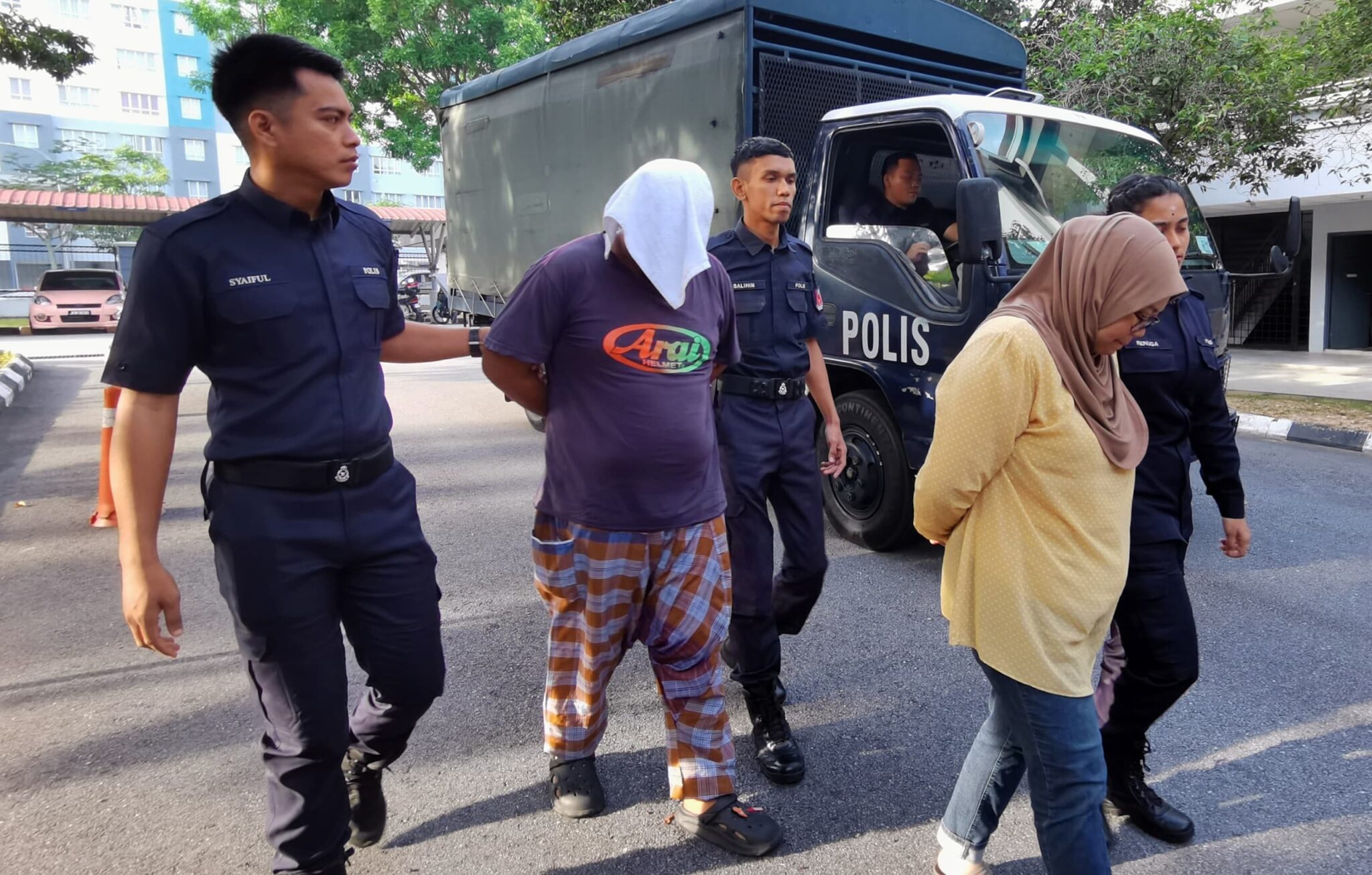 Pasangan kekasih abai anak hingga mati tukar pengakuan tidak bersalah ...