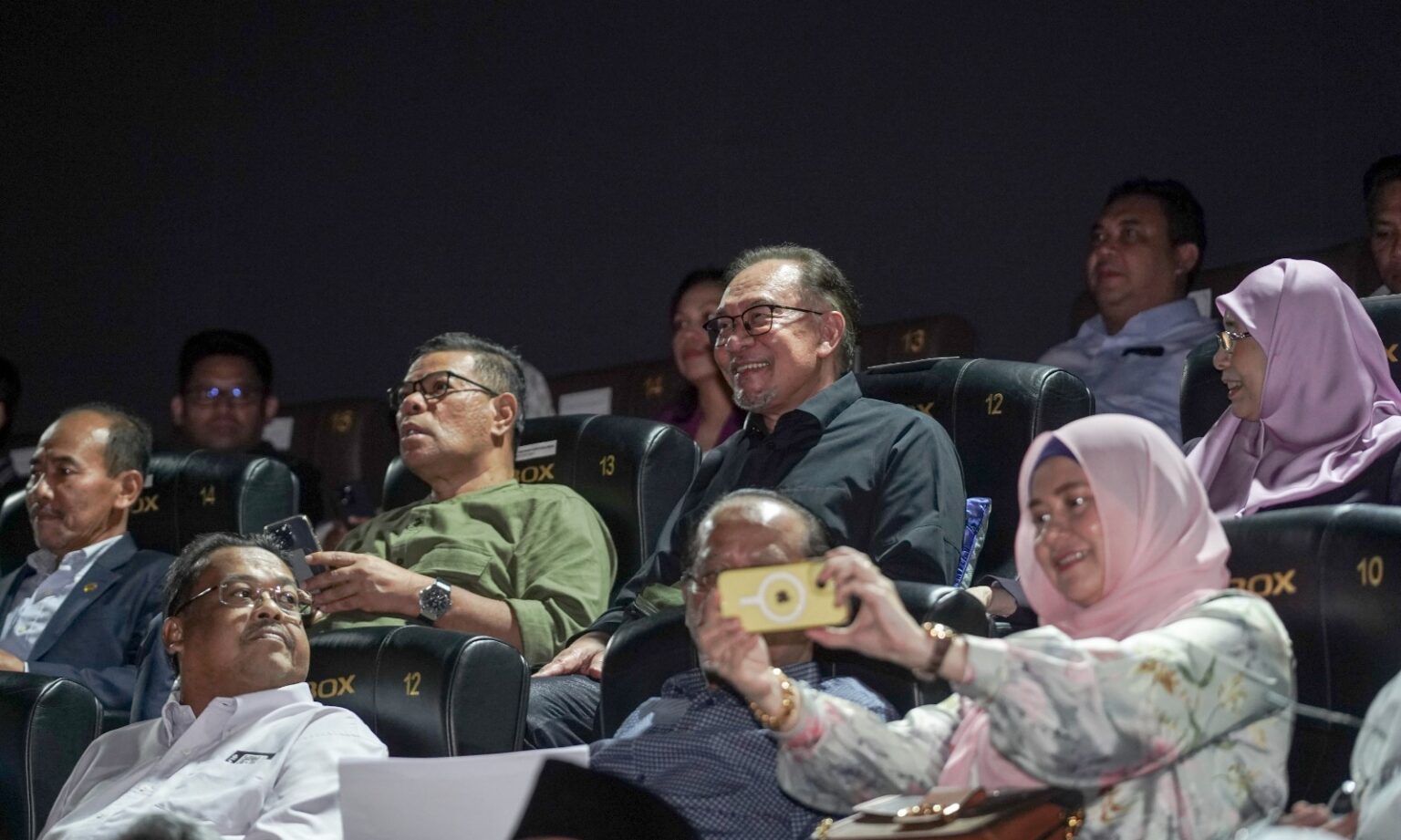 Anwar sifatkan Sheriff Narko Integriti filem bermutu tinggi - Kosmo Digital
