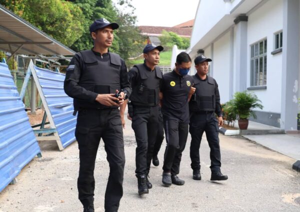 Lans Koperal Alif dituduh bunuh Nur Farah Kartini - Kosmo Digital