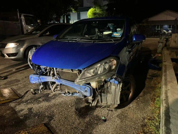 Remaja maut motosikal rempuh Perodua Myvi - Kosmo Digital