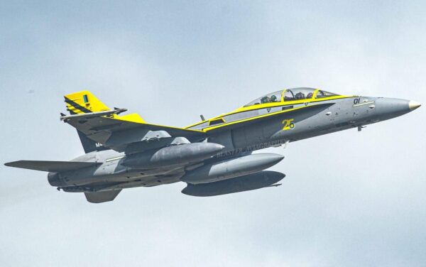 Ramai tunggu F/A-18D Hornet Pikachu TUDM - Kosmo Digital