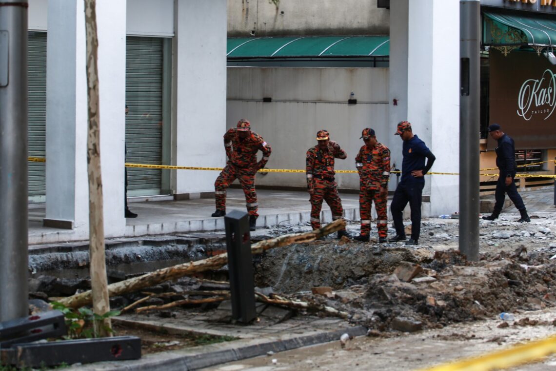 Tanah jerlus: Operasi SAR tangguh akibat hujan lebat - Kosmo Digital
