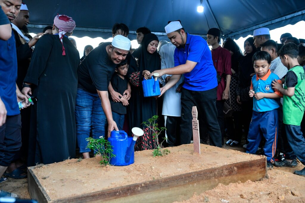 Nidza Afham akhirnya terkenal, kematian ditangisi ramai - Kosmo Digital