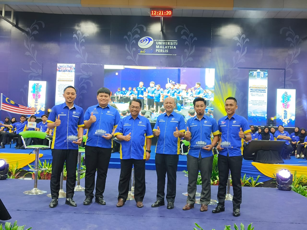 Nahas UiTM Dungun: KPT salur sumbangan RM10,000 - Kosmo Digital