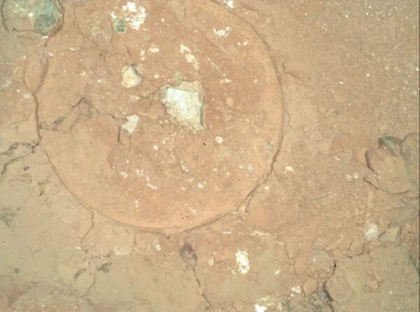 Titik hijau misteri ditemui di Marikh - Kosmo Digital