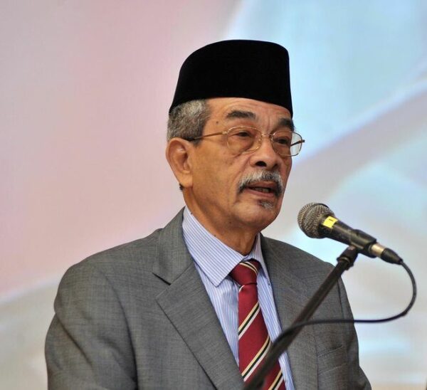 Syed Danial ketuai penerima darjah, pingat sempena ulang tahun ...