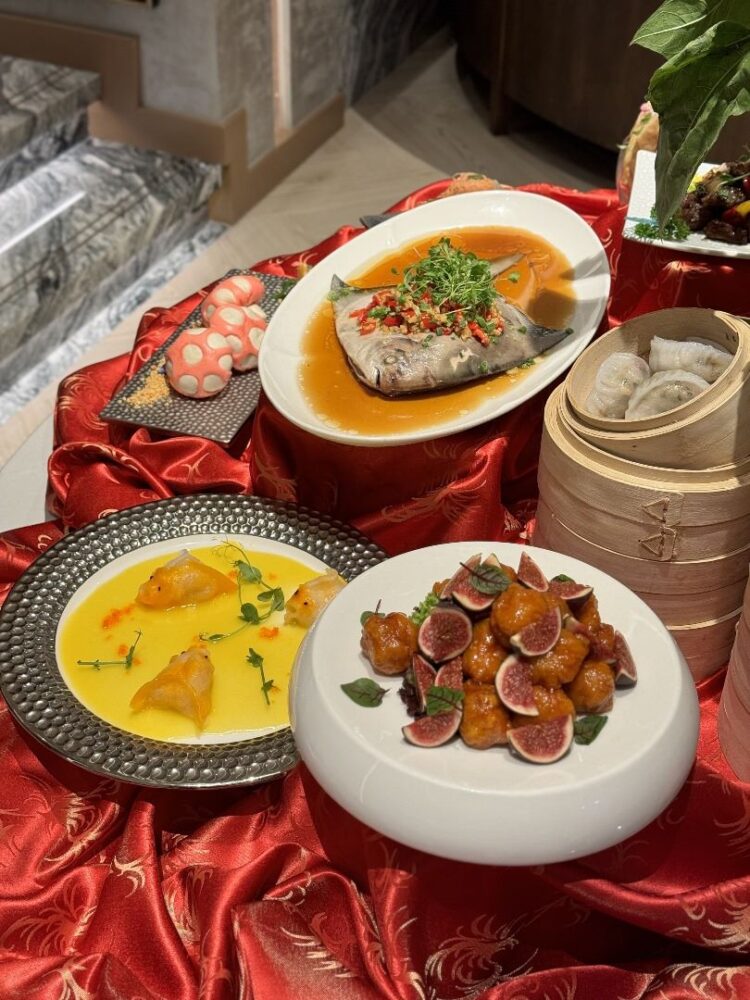 Imej baharu Restoran Toh Yuen, Hilton PJ hidang menu itik, dim sum ...