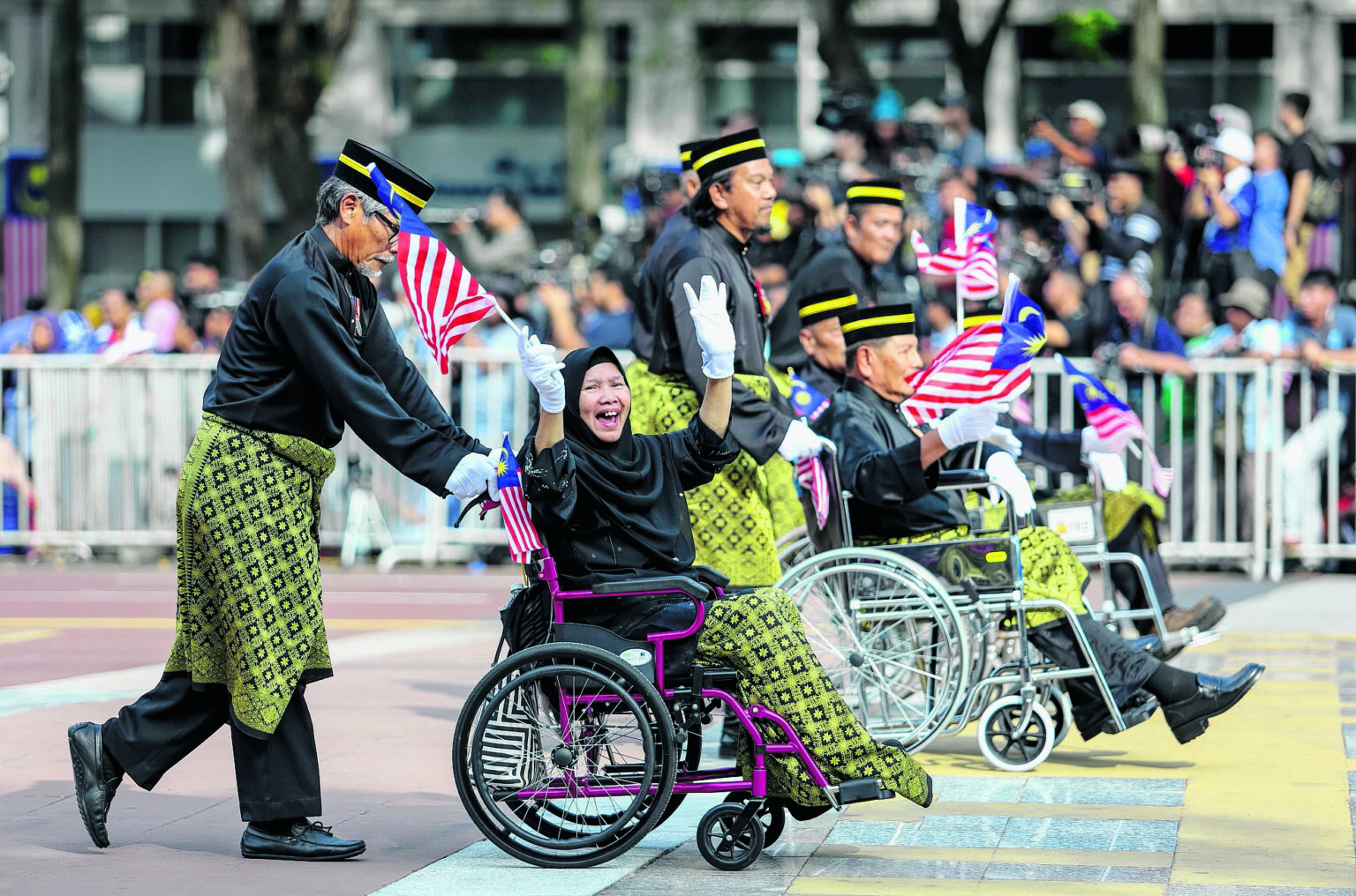 Belanjawan 2025: Bantuan veteran ATM tidak berpencen naik RM500 - Kosmo ...