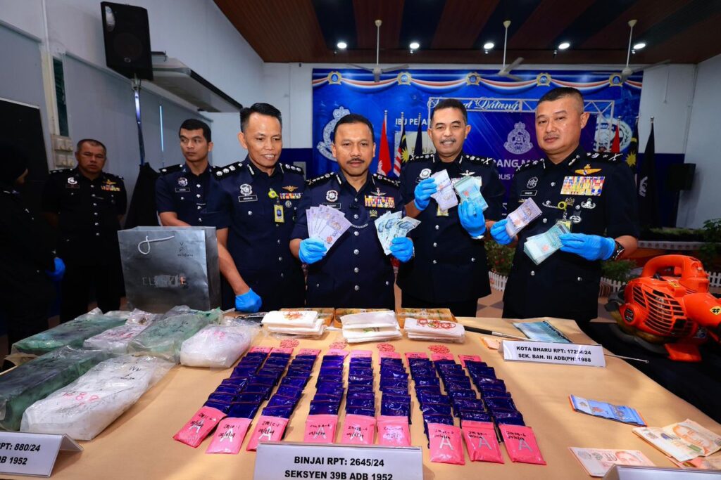 Penganggur bawa 18,000 biji pil kuda dicekup ketika tunggu pelanggan ...