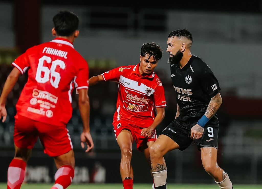 Gergasi Merah juara Piala Sultan Selangor