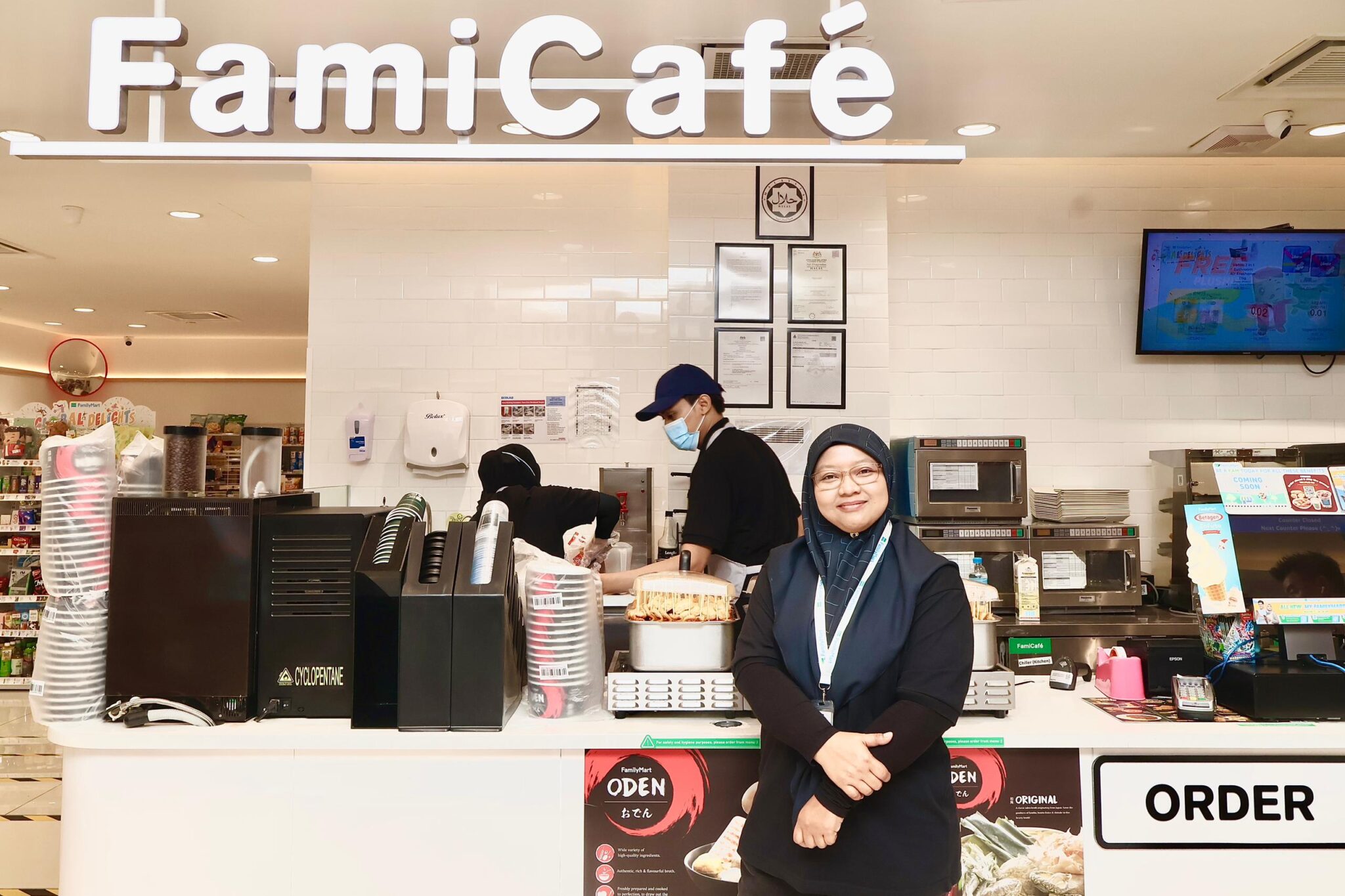 125 cawangan FamiCafé berstatus halal, terus komited sedia produk halal ...