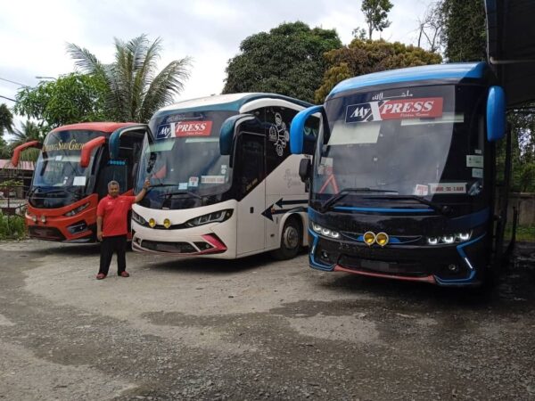 Tambang naik RM5, tiket bas balik raya tetap laris - Kosmo Digital