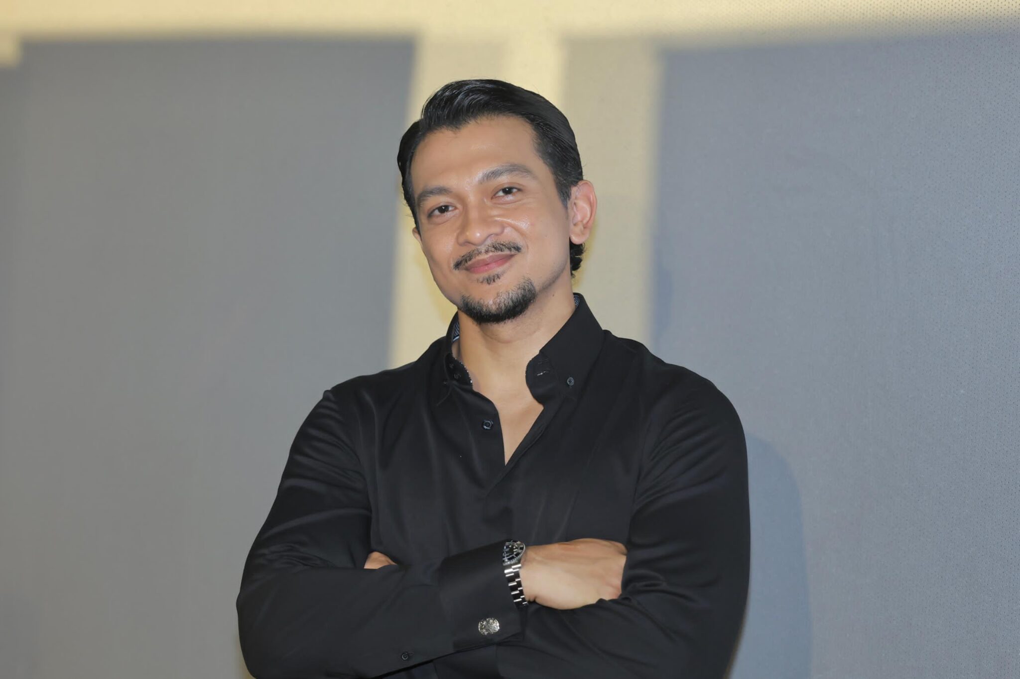 Shukri Yahaya tak pernah dabik dada dilabel lelaki setia - Kosmo Digital