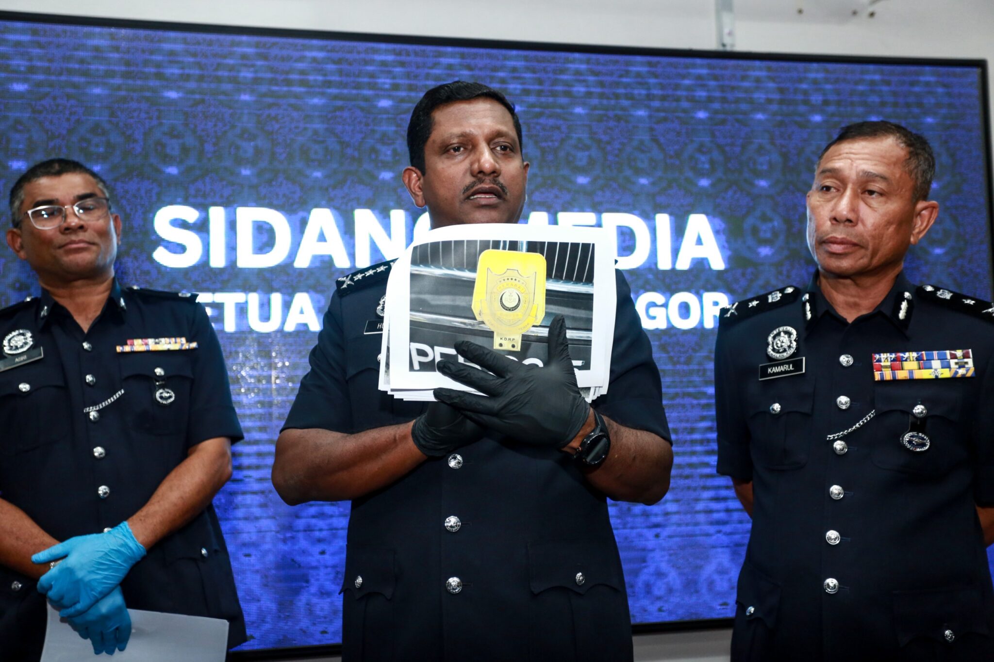 Rampas 7 senjata api, 186 peluru dari pesara swasta - Kosmo Digital