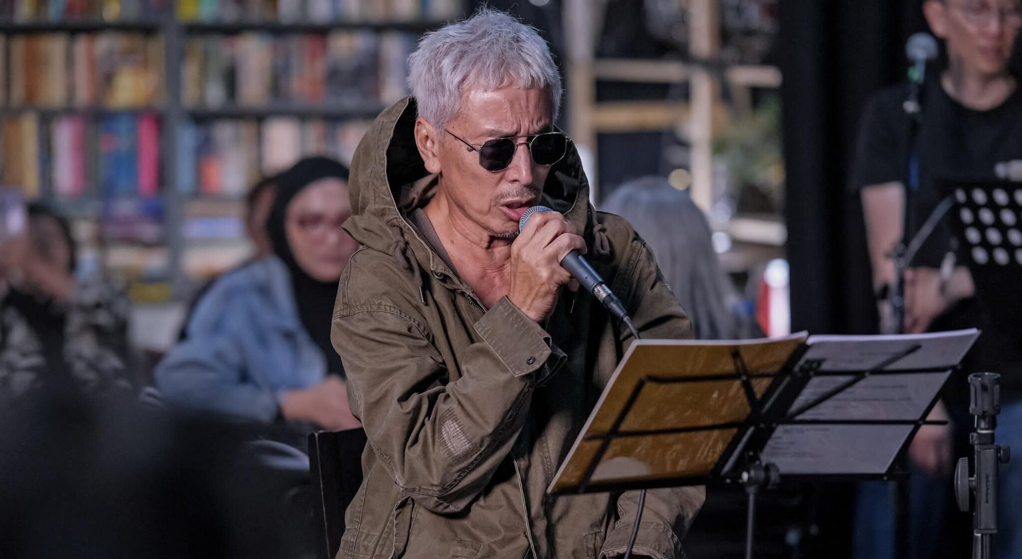 Gemuruh, otot-otot Amy makin lembik menjelang hari konsert - Kosmo Digital