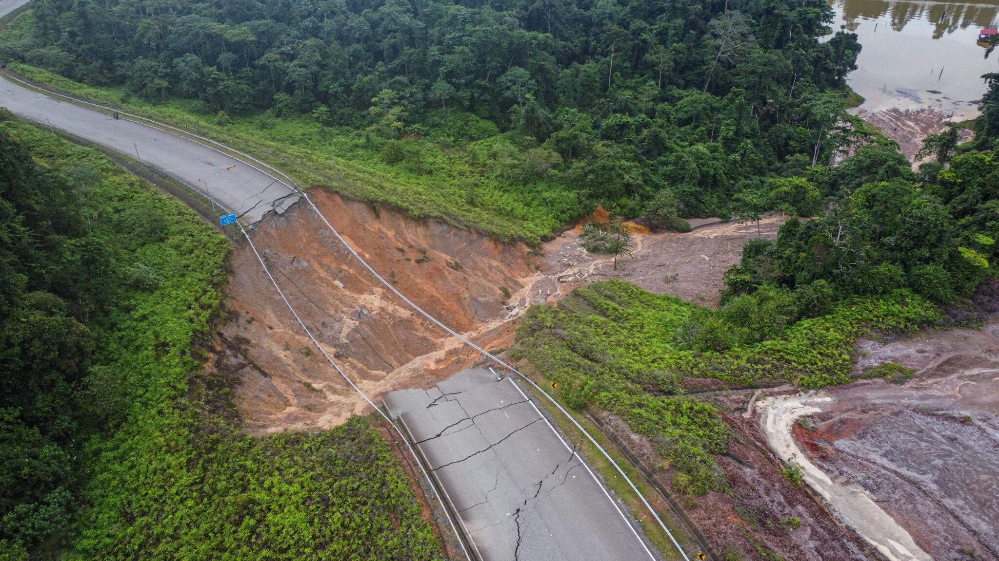 Peruntukan tambahan RM36 juta baiki Jalan Aring 8-Kenyir-Kuala Jeneris ...