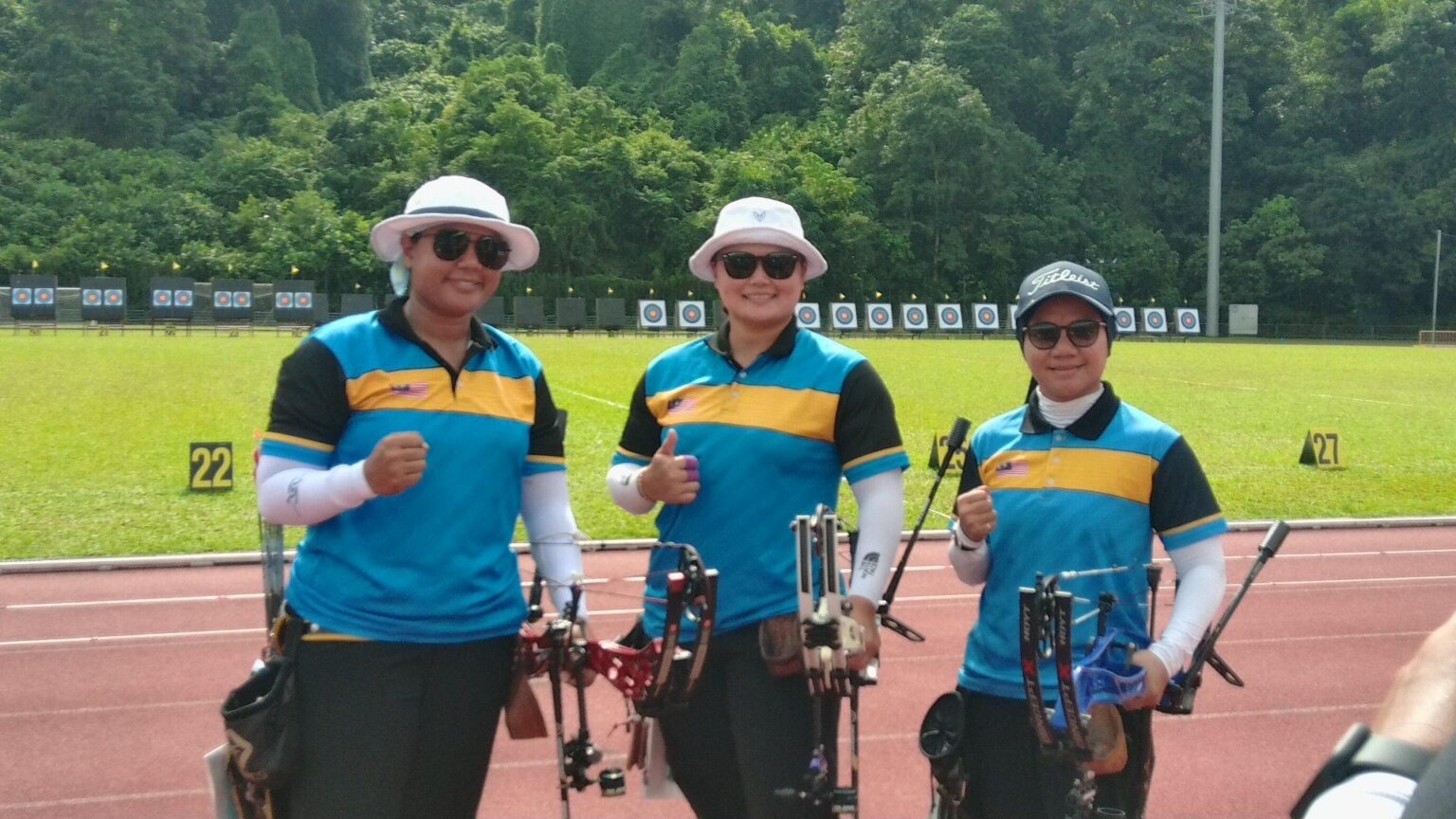 Panahan emas trio compound di Piala Asia