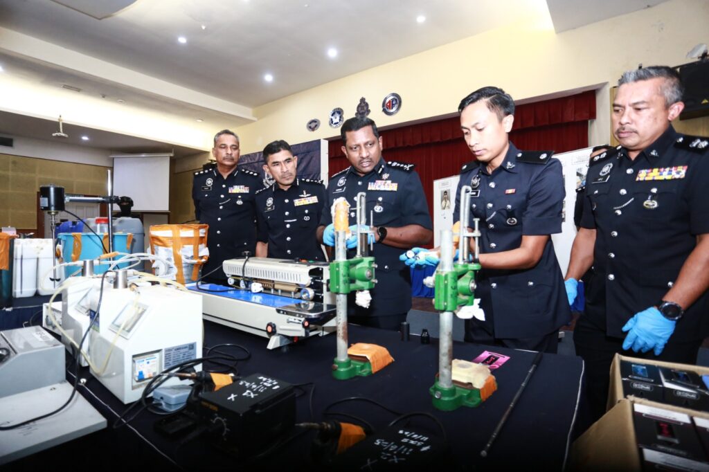 Penternak kambing, pemandu e-hailing jadi tauke dadah - Kosmo Digital