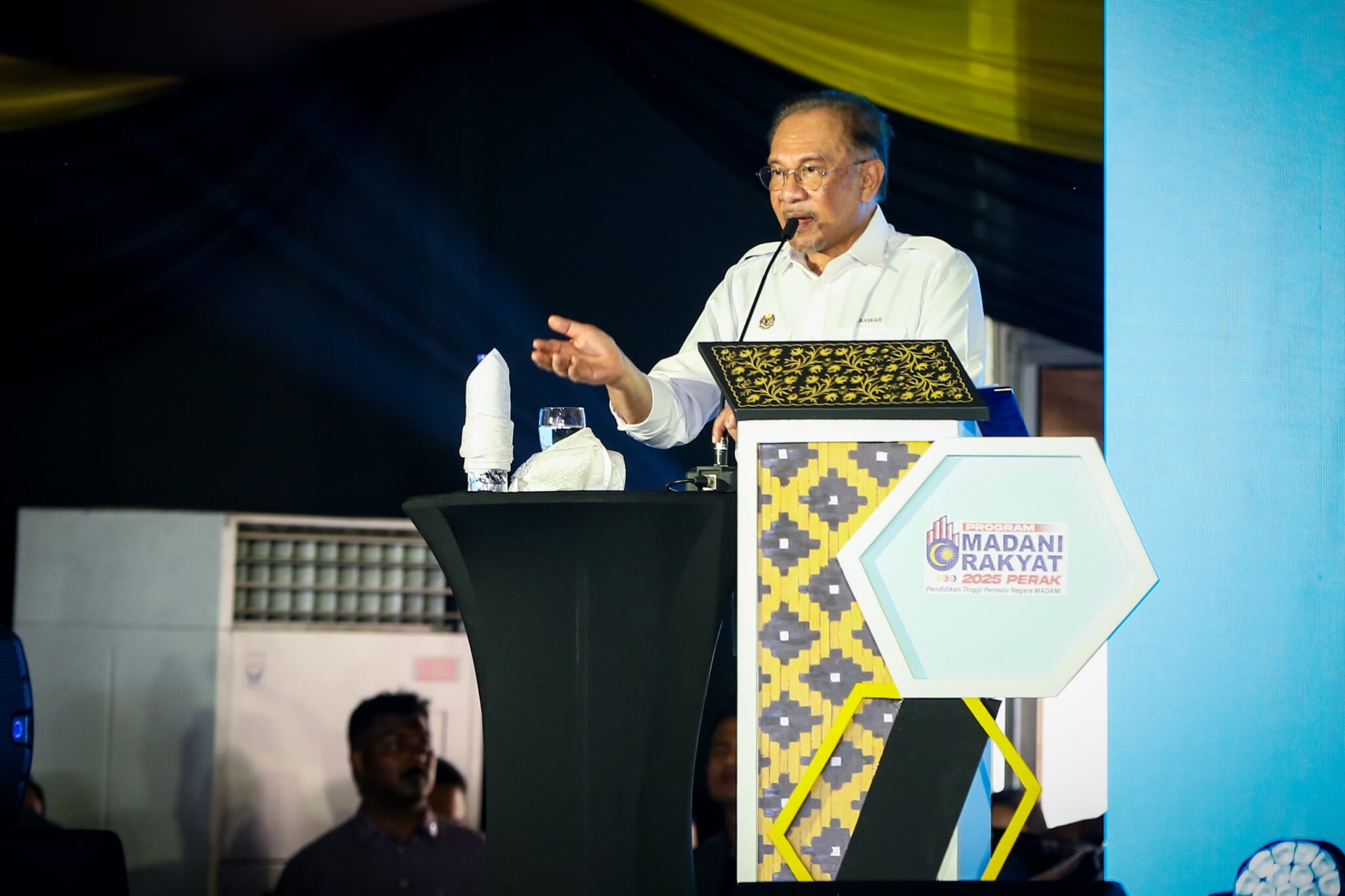 Iran berhak serang balas Israel - Anwar - Kosmo Digital