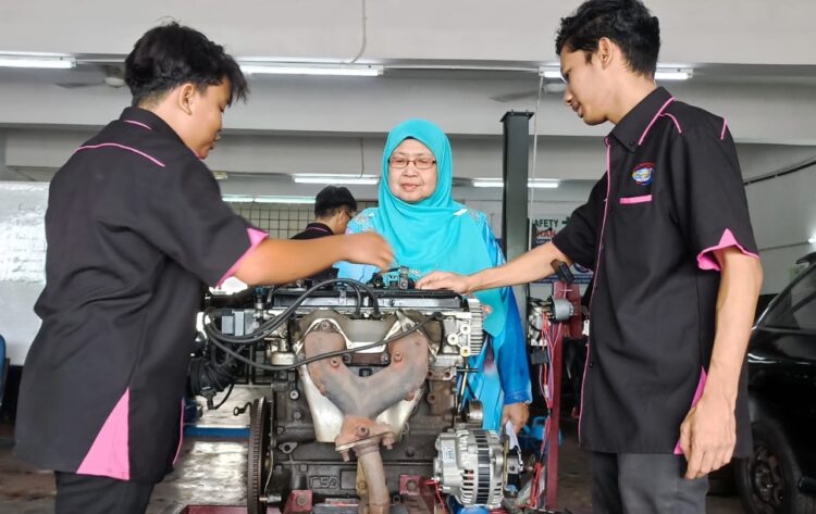 Dasar TVET Negara 2030 lahir individu berkemahiran, berpendidikan - Kosmo Digital