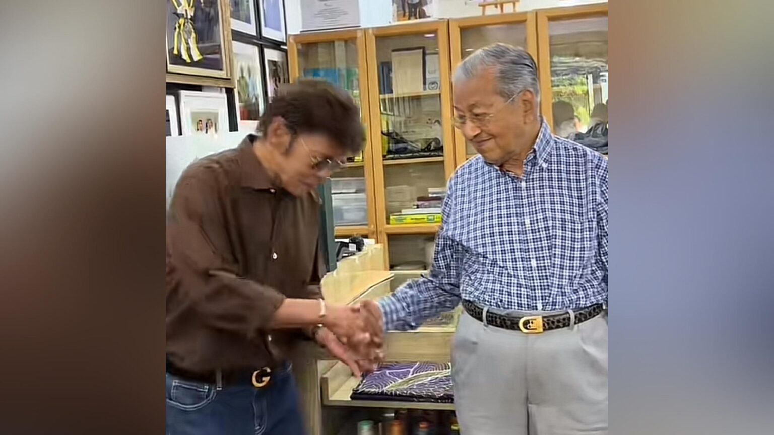 Jamal Abdillah rai ulang tahun Tun M yang ke-100 - Kosmo Digital