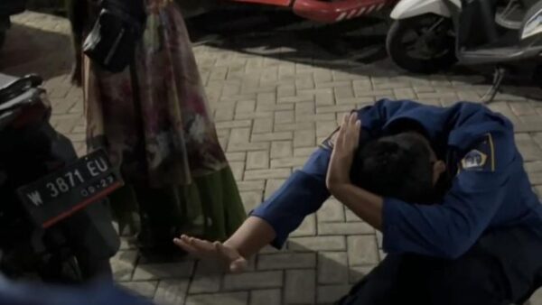 Wanita panggil bomba tangkap ular ghaib - Kosmo Digital