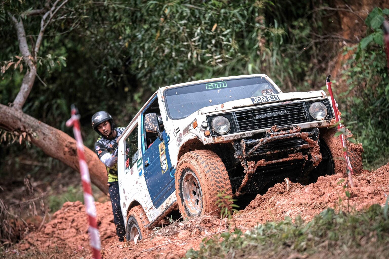 Deruman pacuan empat roda gegar Putrajaya - Kosmo Digital