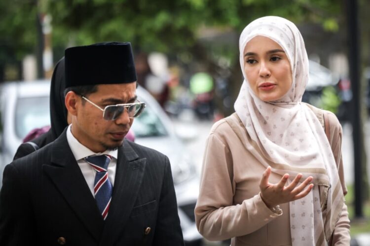 Peguam cerai tarik diri, Uqasha Senrose diberi amaran - Kosmo Digital