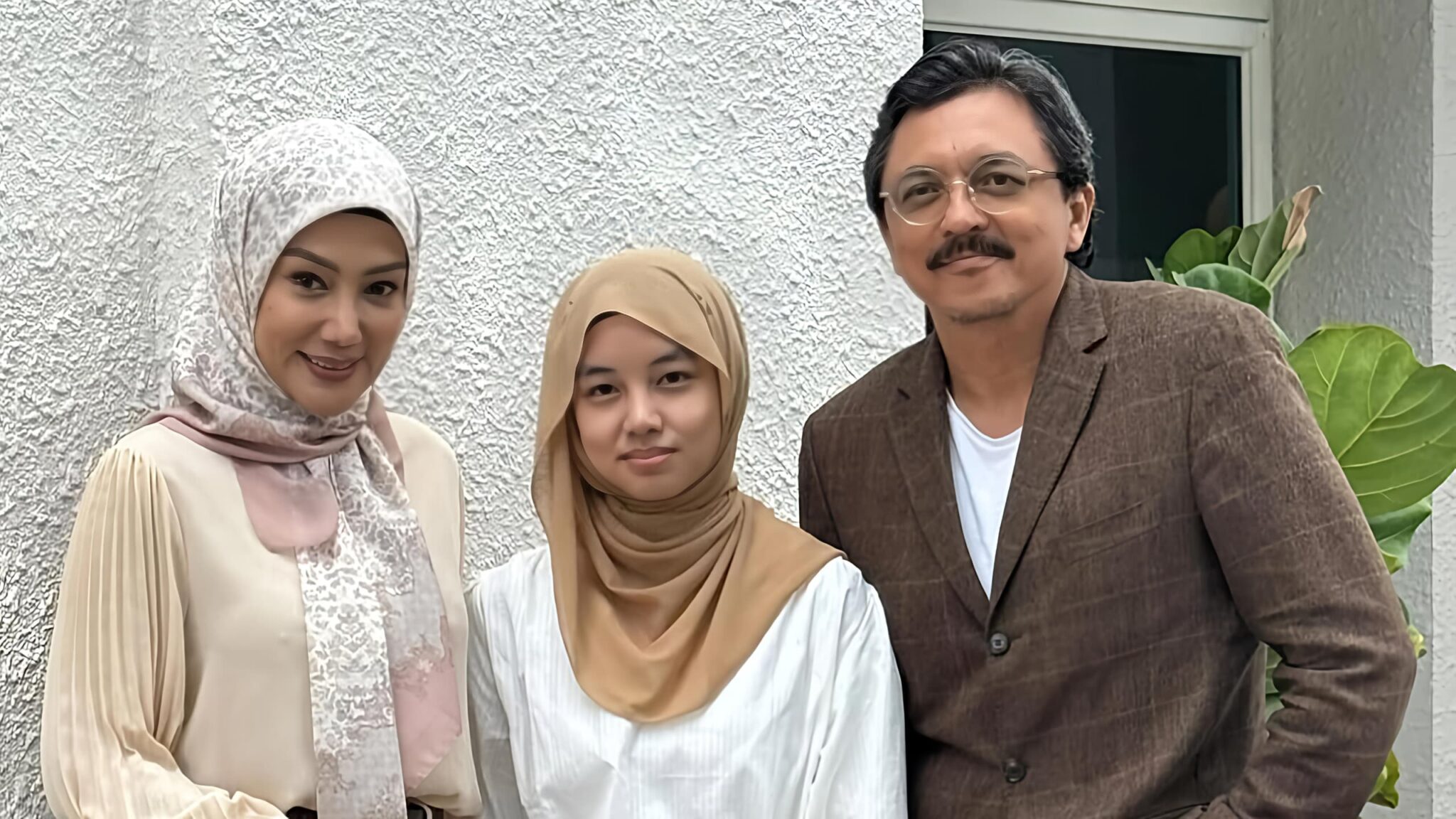 'Berhenti panggil saya bekas suami Erra Fazira' - Kosmo Digital