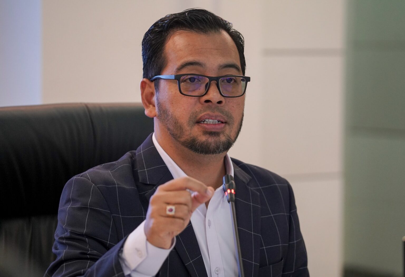 Zulkifli ganti Mohd. Na'im sebagai Menteri Hal Ehwal Agama - Kosmo Digital