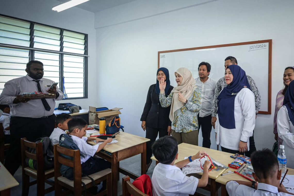Isu sekolah padat diberikan perhatian segera - Fadhlina - Kosmo Digital