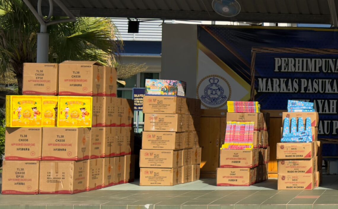 Mercun, bunga api bernilai RM200,000 dalam lori dirampas - Kosmo Digital