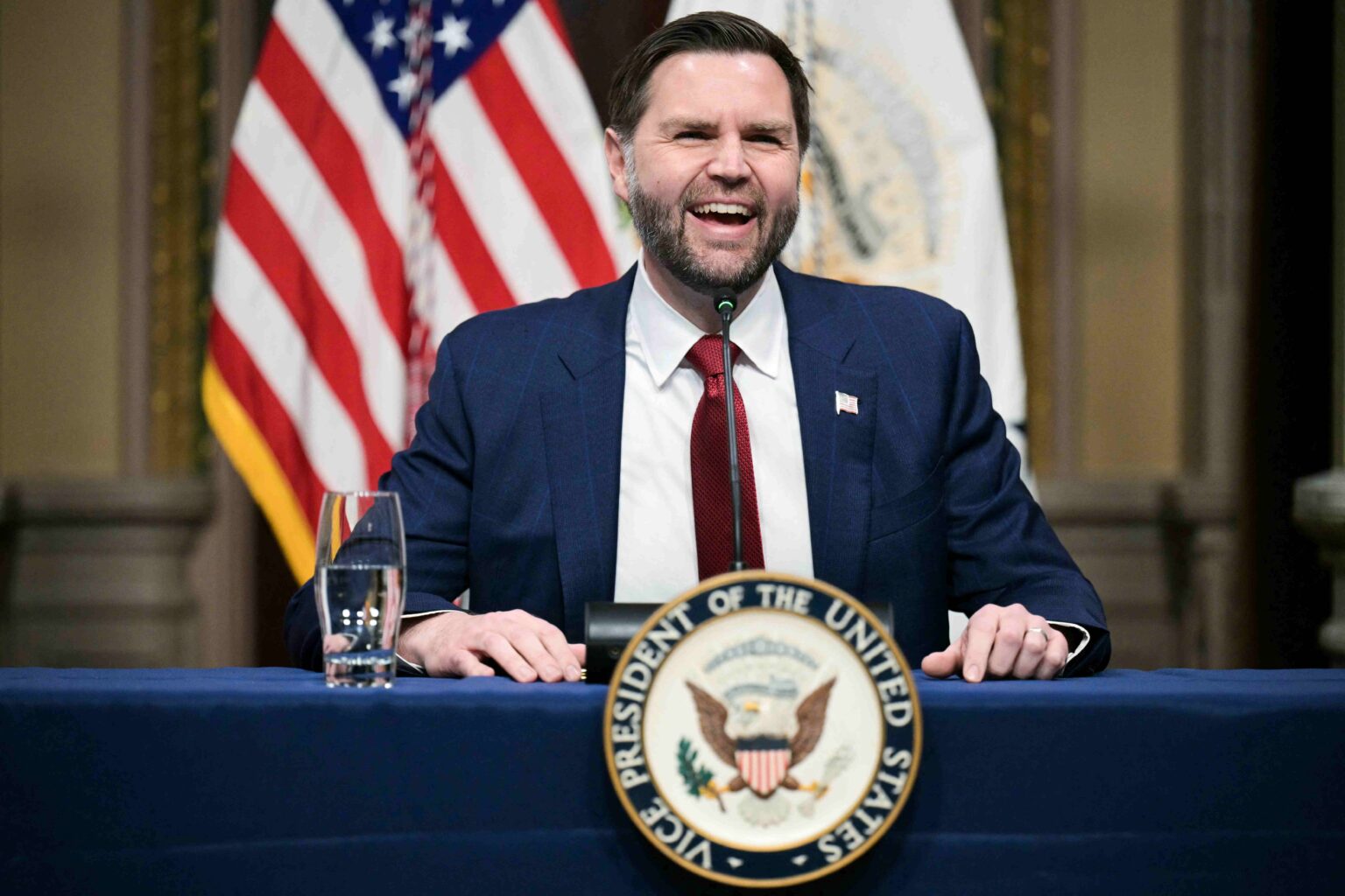 Naib Presiden Amerika percaya makhluk asing sebenarnya syaitan - Kosmo ...