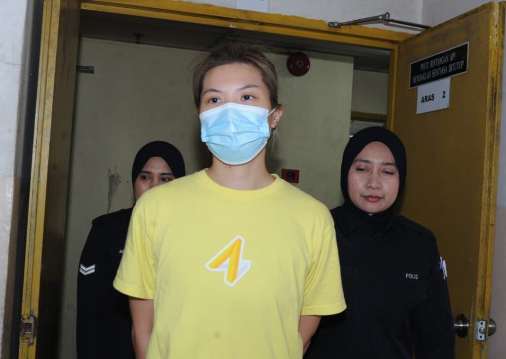 Ejen insurans didakwa cederakan anak - Kosmo Digital