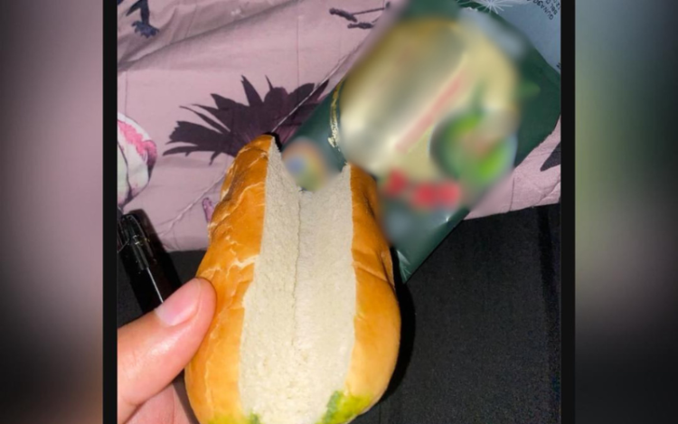 Krim sikit, roti matcha strawberi jadi bahan jenaka - Kosmo Digital