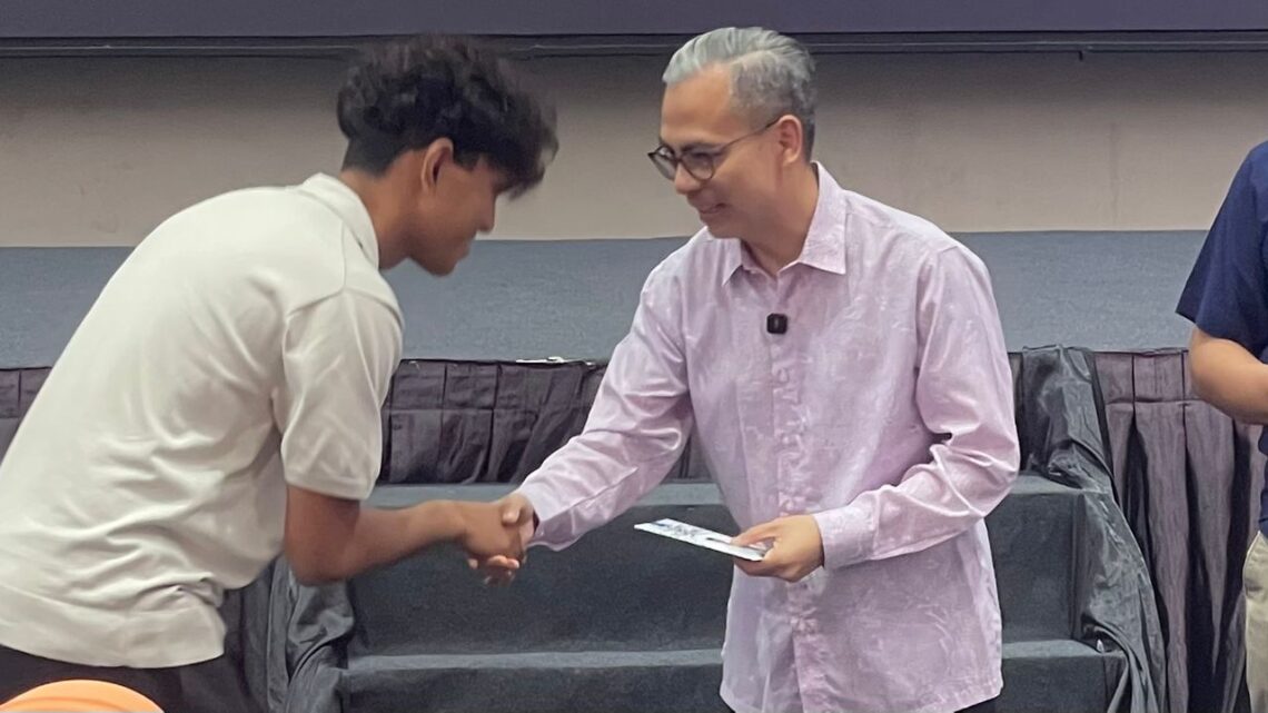Tiada ‘signal’ PRU16 diadakan tahun ini – Fahmi - Kosmo Digital