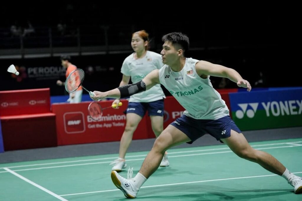 Jimmy-Su Yin lakar kejutan, tundukkan pasangan No. 1 dunia