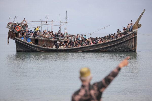[VIDEO] Gelombang baharu Rohingya dijangka masuk Malaysia September ini ...