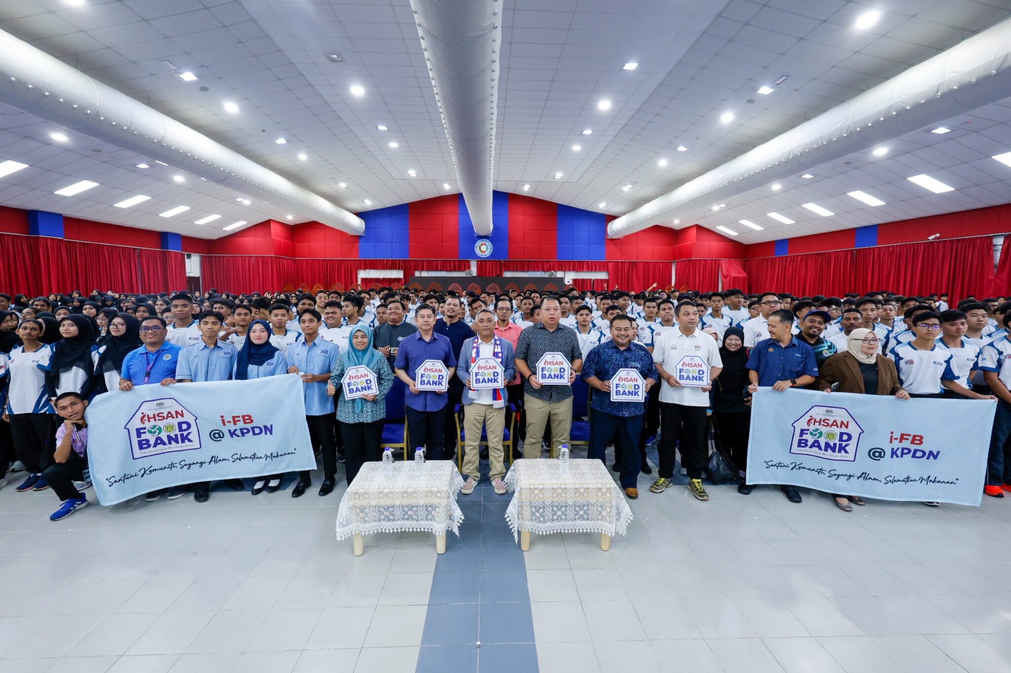 i-FB bantu mahasiswa UPNM tangani kos sara hidup - Kosmo Digital